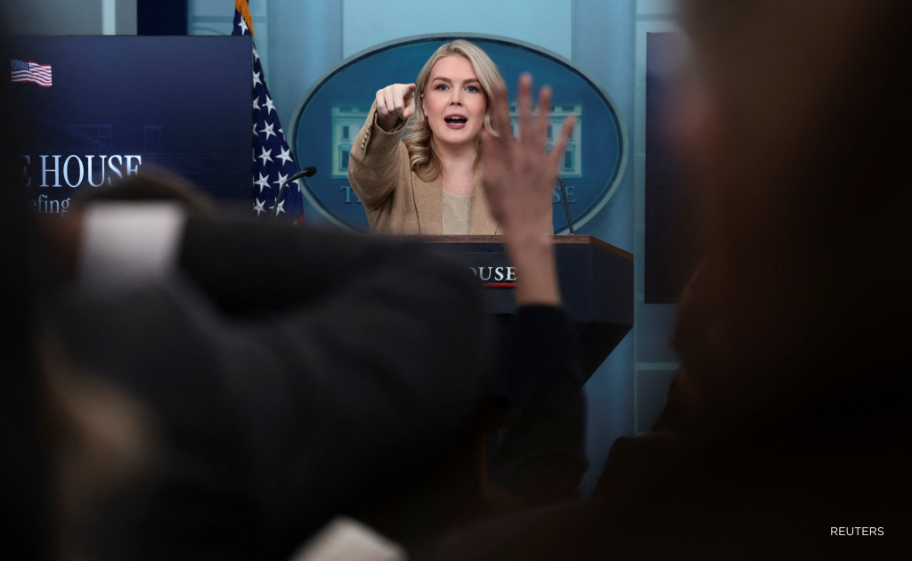 White House says admiral approved second strike on boat from Venezuela ...